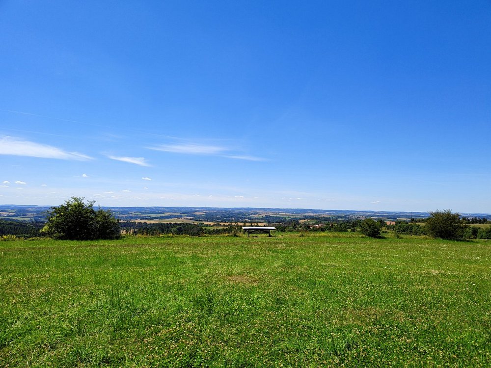 Holý vrch (662 m) - Křižanovská vrchovina | Hory.app